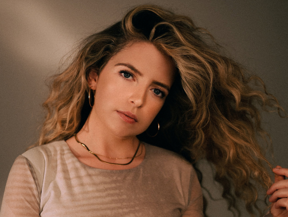 Sarah Keane returns with heartwarming new single 'Katy' - The Indie Grid